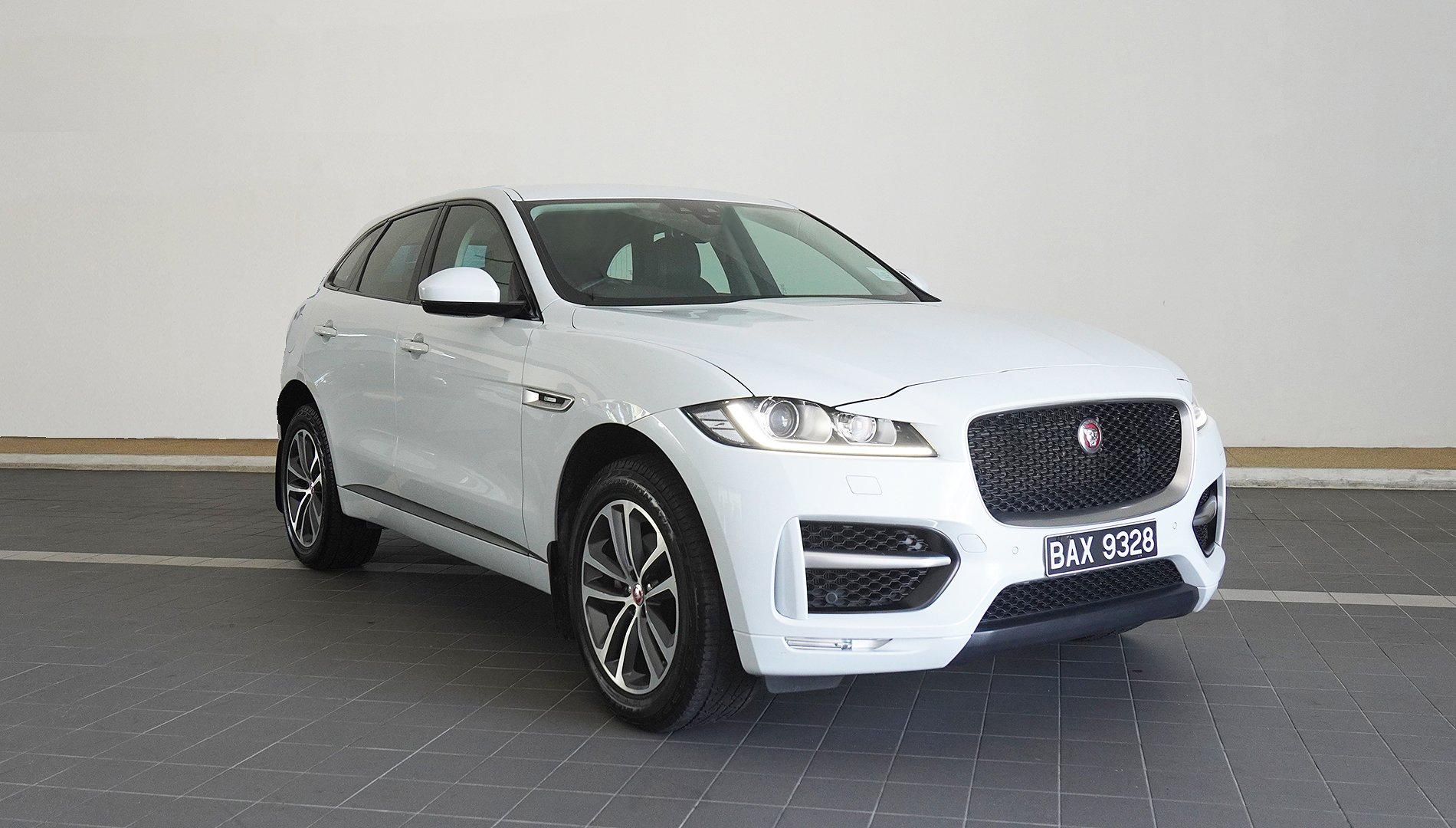 2018 Approved Jaguar F-Pace Yulong White P250 AWD Automatic R-Sport