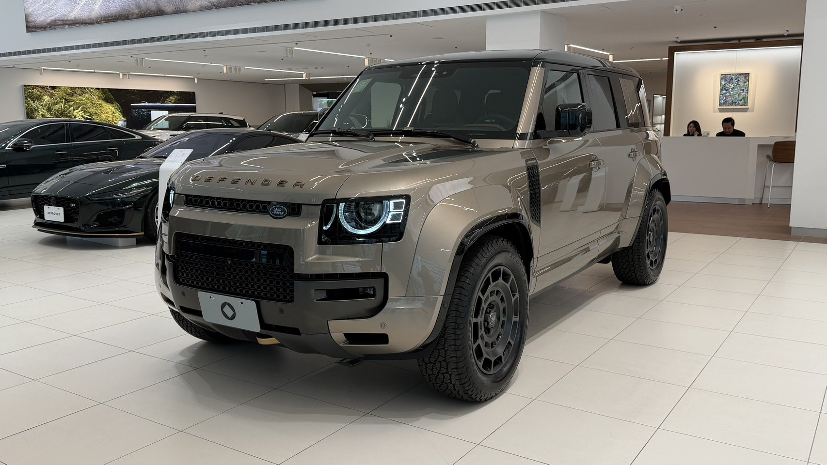 2025 新車 Land Rover Defender 110 (1KM) Petra Copper 佩特拉銅 P635 汽油 V8 輕油電 ...